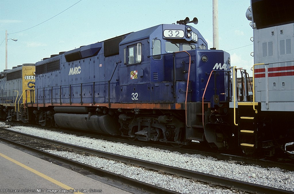 MARC GP40 32